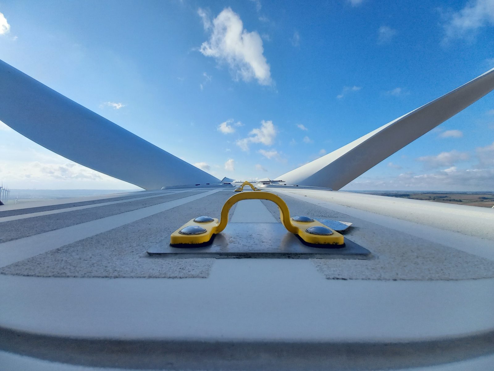 Images - Connected Wind Services